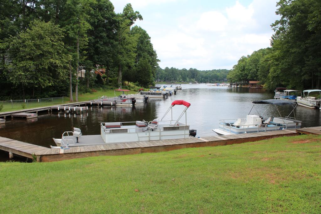 Lake Royale Luxury Home Search & Louisburg Amenities